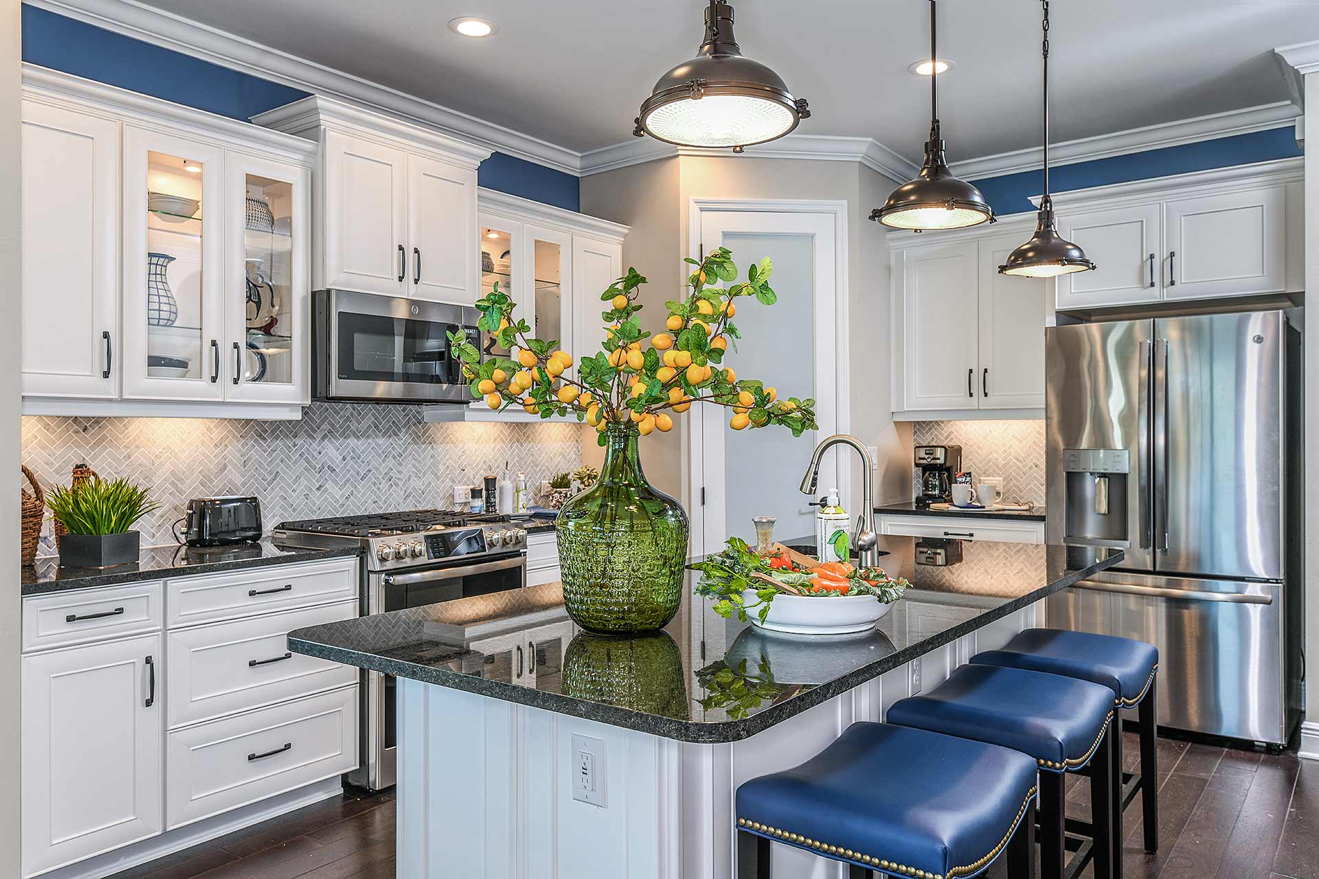 Why buy a new home? Here are 4 reasons! - Neal Communities